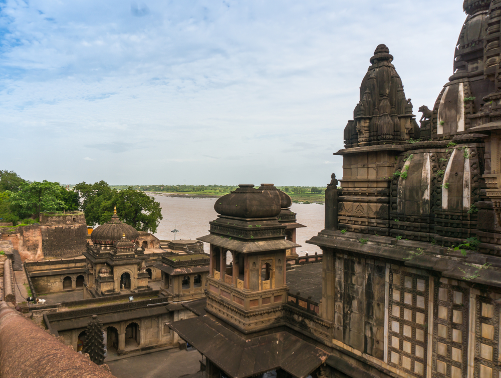 Slow down and explore Maheshwar: A hidden gem in MP! | ixigo Travel Stories